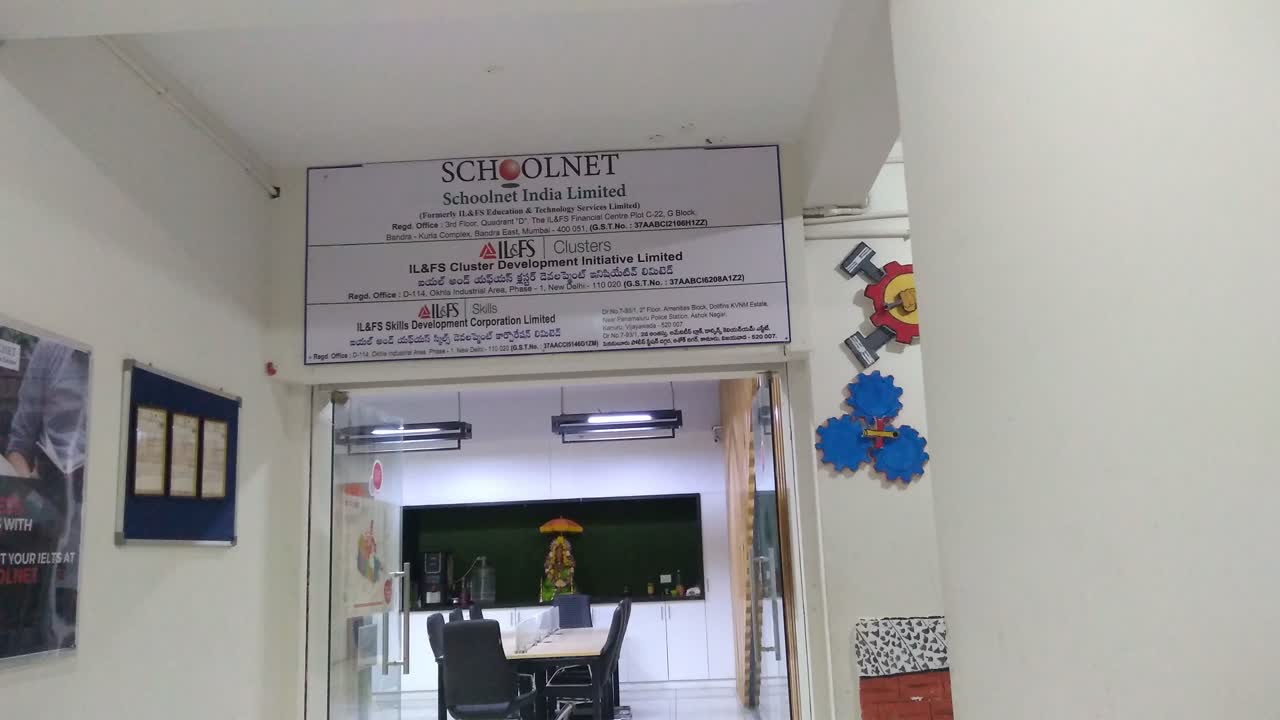 Fee Structure & Courses 2025-26 at Schoolnet India in Ashok Nagar ...